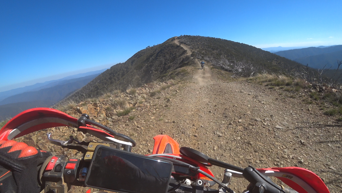 Blue Rag Track - 300 2 Stroke - (4K ULTRA HD) – TORI MOTO